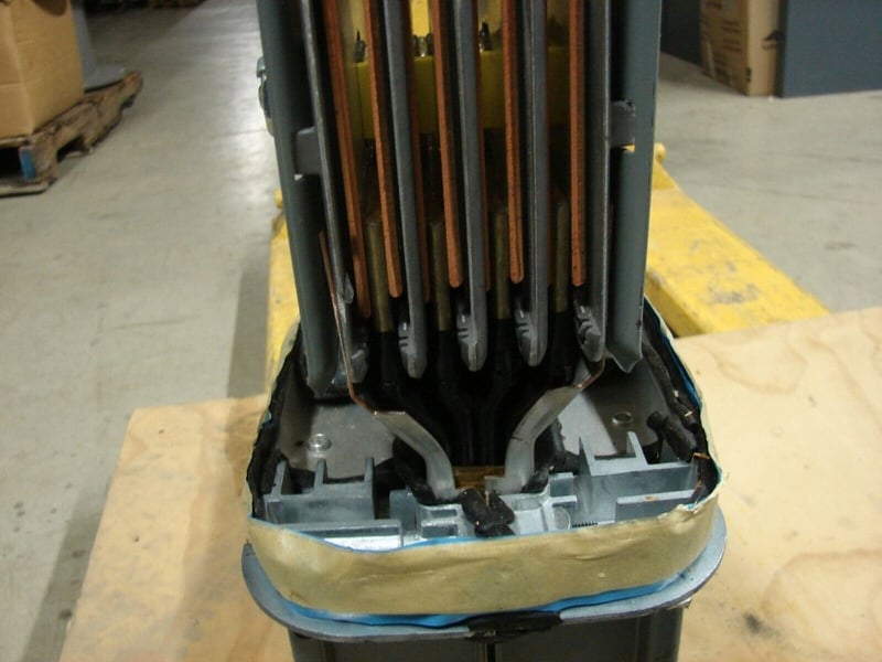 1600 Amps, Square D, bus 90 degree /, 4 wire, new for Sale | Surplus Record