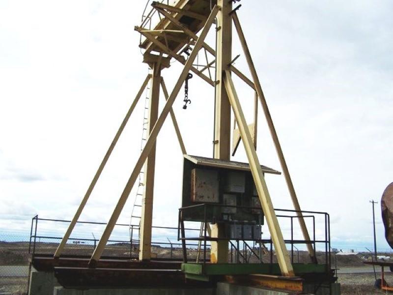 Mar #5-TON, Log Trailer Loader, 5 Ton, 15 HP crane drive for Sale ...