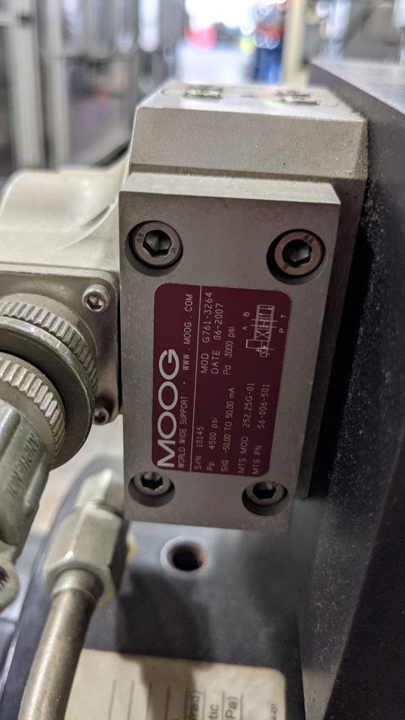 MTS #215.45C, rotary fatigue system, 50000 In-lbs (5650 N-m), Actuator ...