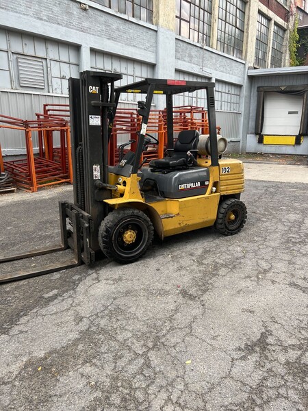 6000 lb. Caterpillar #GP30, forklift LP fuel for Sale | Surplus Record