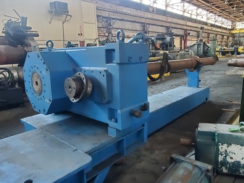 6" Flender, plastic extruder, 30:1 L/D, no motor, direct drive, lowboy ...