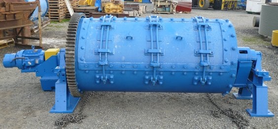 3' x 6' Tumbler Ball Mill, 78 teeth & 4" face bull gear, 30" width x 6 ...