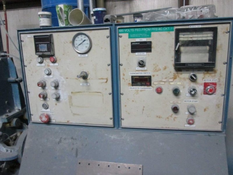 Farrel #OOC, lab mixer, 8 lb., 8" x6" feed, free standing GE DC drive ...