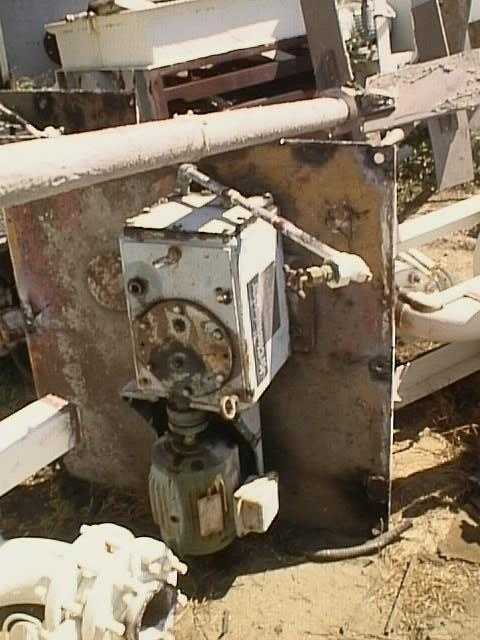 1.5 HP Chemineer #1HPD-1.5, Tank Agitator, Top Entering, 2" diameter x ...