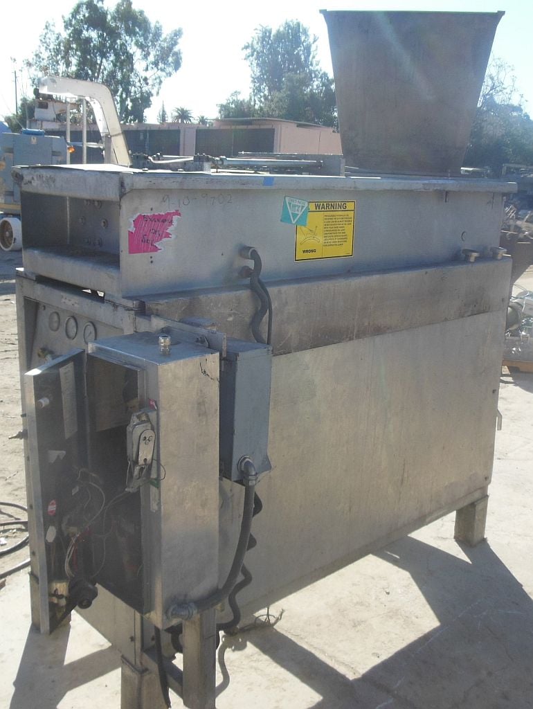 Marlen #750, Twin Piston Continuous Pumping Extruder, 6" diameter x 14 ...