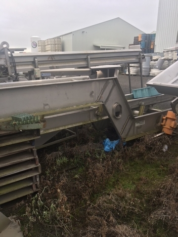 Commercial, Vibratory Feeder/Shaker, Stainless Steel, 18" width x 60" L ...