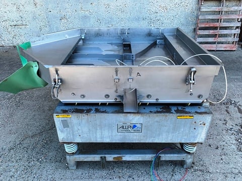 Allen-Bradley #D30879, Feeder/Screen, Stainless Steel, 48" width x 48 ...