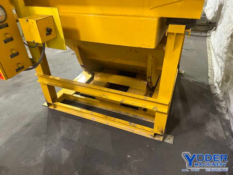 800 cfm Hi-Vac #230, industrial vacuum system, 4" inlet diameter, self ...