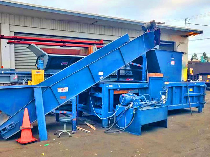 JV Manufacturing #HE-60, Big Mouth Closed-Door Horizontal Baler, 20 HP ...