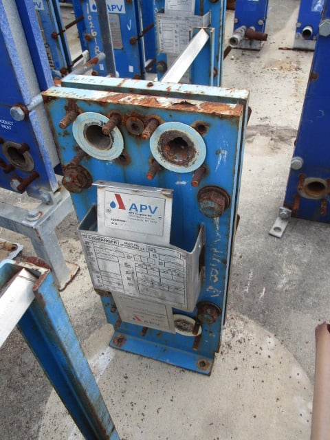 13 sq.ft., APV, plate heat exchanger, 145 psi, 300°F, 316 Stainless ...