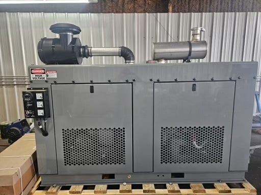 200 KW John Deere, diesel generator set, 480 Volts, 3-phase, 1800 RPM ...