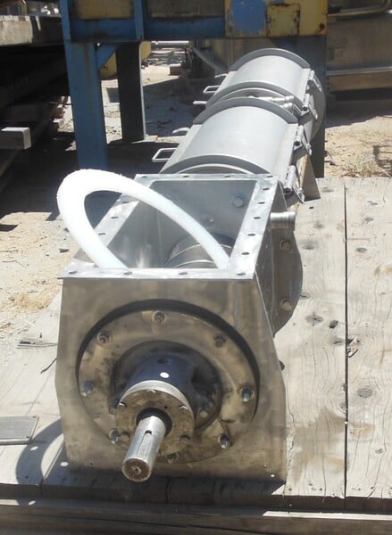 Ponndorf #150X402RT, Screw Press, 9" diameter x 106" L screw, 14" x 32 ...