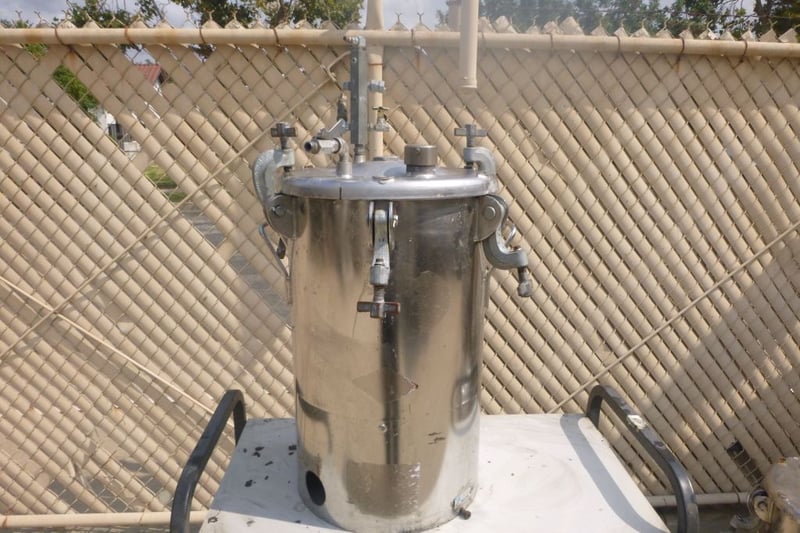 5 gallon DeVilbiss #1420-498, Stainless Steel Pressure Vessel/Tank, 14 ...