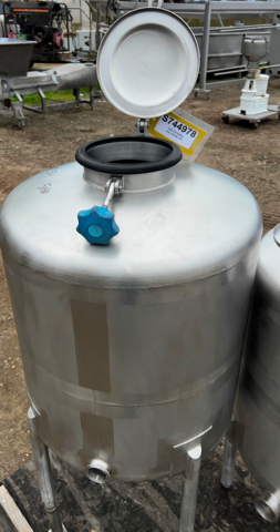 50 gallon Stainless Steel CIP Tank, 24" diameter x 24" straight side, 2 ...