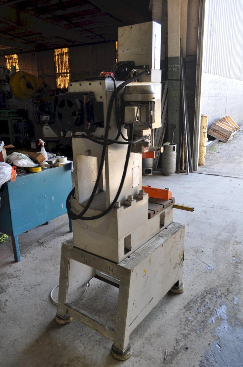 10 Ton, Hydraulic C-Frame Press, 6" stroke, 4" adj., 17.5" x17" bed ...