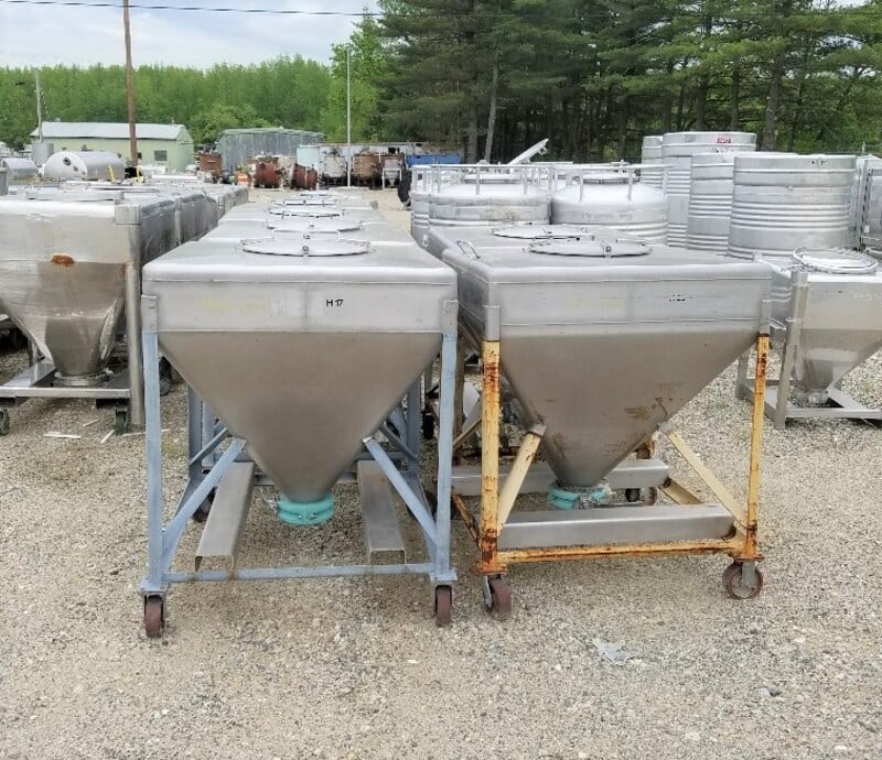 140 gallon Mueller, Stainless Steel portable powder totes, 6" discharge ...