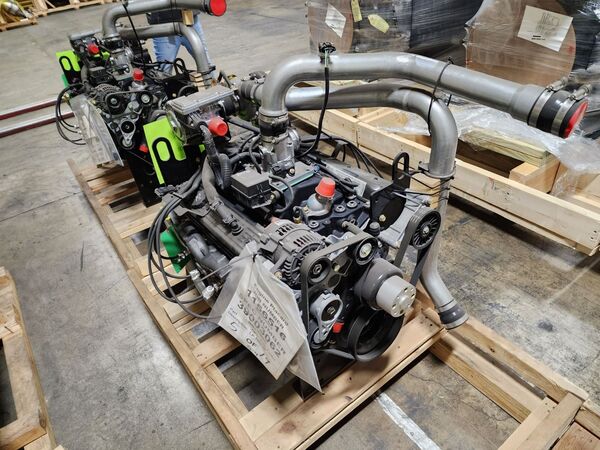164 HP @ 1800 RPM, PSI #5.7L, Natural gas propane generator engine, 100 ...