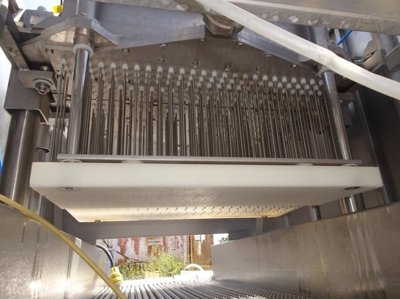 Brine Needle Injector, 25" width feed w/(25) bottom rows, 88" L table ...