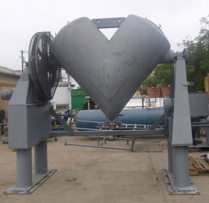 50 cu.ft. Stainless Steel Twin shell V-type blender with intensifier ...