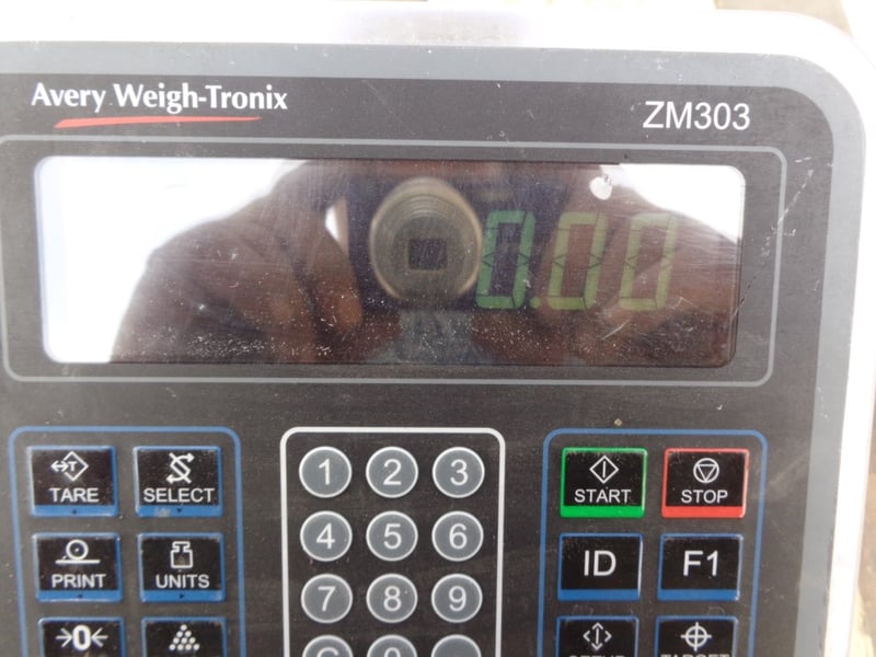 Avery Weigh-Tronix #ZM303-SD1, Programmable Scale, 13-3/4" x 12-1/4" S ...