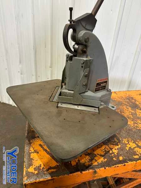 16" gauge x 6" x 6" DiAcro #1, hand notcher, 4 ton, 5/8" stroke For ...