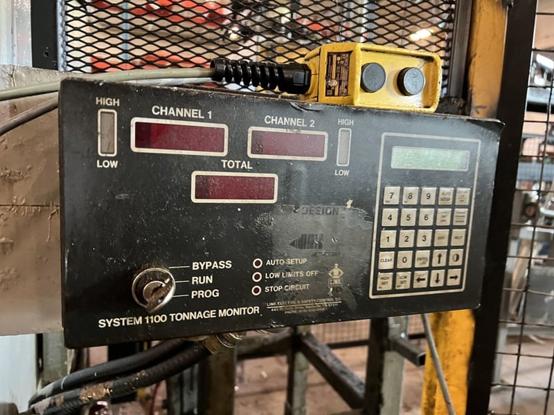 200 Ton, Aida #NL2-200, straight side double crank, 8" stroke, 18.7 ...