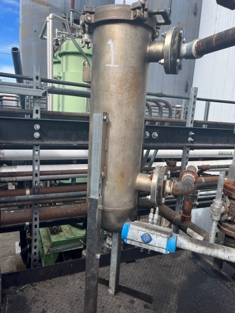 Eaton #MCF-824, Self-Cleaning Filter, Stainless Steel, 10" diameter x ...