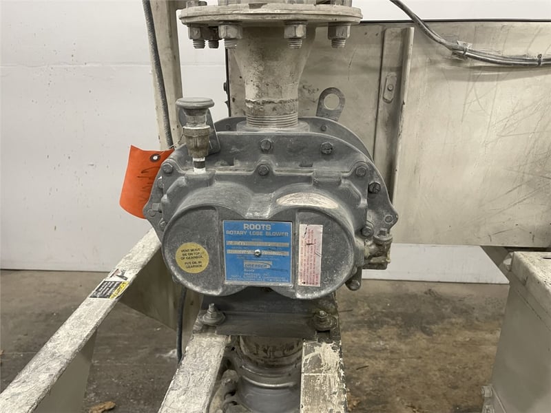 Mac #563, vacuum conveyor, 7.5 HP Baldor motor, 230/460 V., Dresser 45 ...