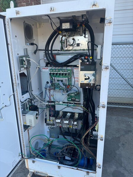 250 HP Toshiba, HX7+C426KCB, VFD drives, 460 VAC Input, 0-90 Hz output ...