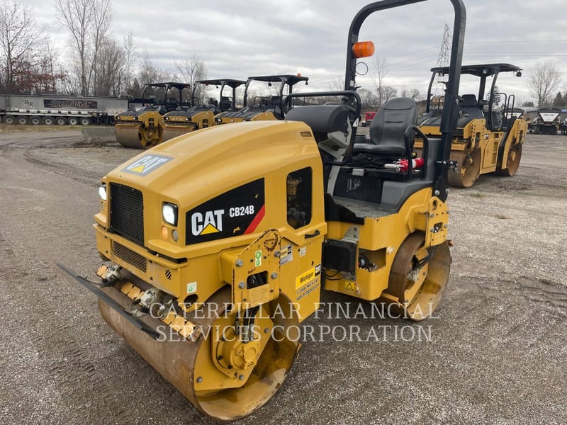Caterpillar CB24B, Twin Drum Roller, 2627 hours, S/N: 2X401901, 2019 ...