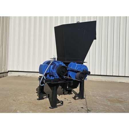 18" x 16.5" Single Roll Industrial Shredder, heavy-duty portable frame ...