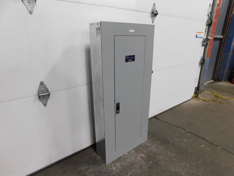 225 Amp. General Electric, AQU3302RCX, Spectra Reliagear panelboard, 4 ...