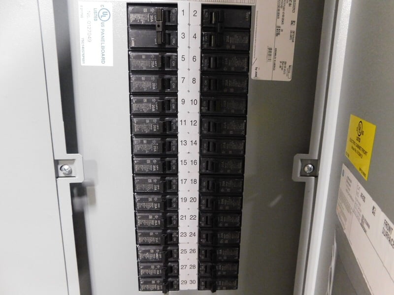 225 Amp. General Electric, AQU3302RCX, Spectra Reliagear panelboard, 4 ...