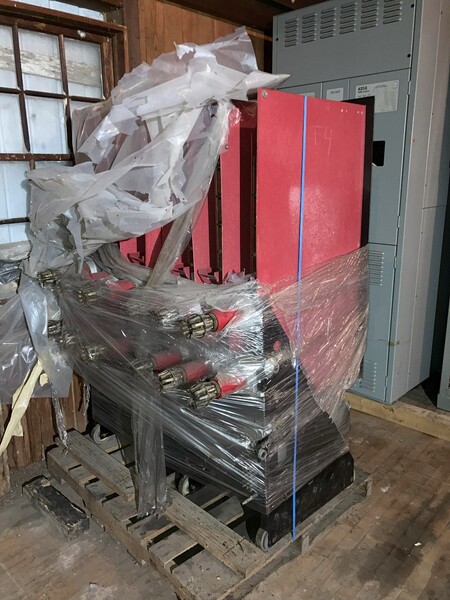 1200 Amps, Westinghouse, 50DH-150E, electrically operated, drawout, 125 ...