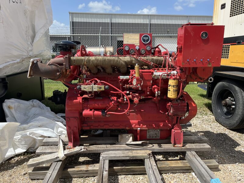 231 HP Caterpillar #3306B-DI, diesel engine, 1065 hours, 1750 RPM, 1990 ...