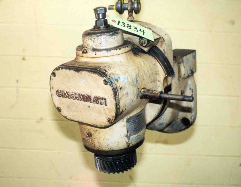 Cincinnati, swivel right angle milling head For Sale | Surplus Record