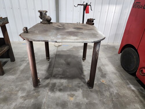 Welding table with Wilton 6" vise, #16872 for Sale | Surplus Record