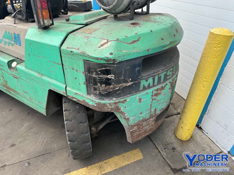 9000 lb. Mitsubishi #FGC40K, forklift truck, LP gas, pneumatic tire ...