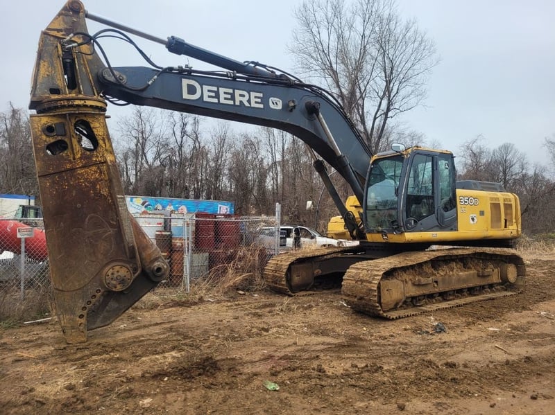 John Deere #350D LC excavator, includes 2500 Labounty rotating shear ...