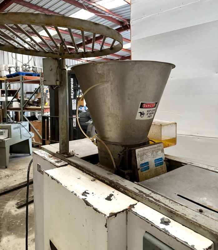 Benier #B8012, 2 pocket dough divider, 208 V., 3-phase, 1 HP for Sale ...