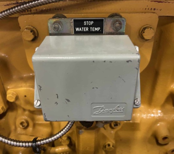 251 HP Caterpillar #3406-DIT, marine engine, 1800 RPM, sound attenuated ...