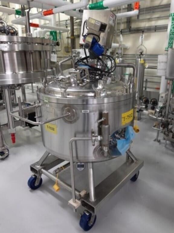 65 gallon Stainless Steel reactor, jacketed, 45 psi internal, Lightnin ...