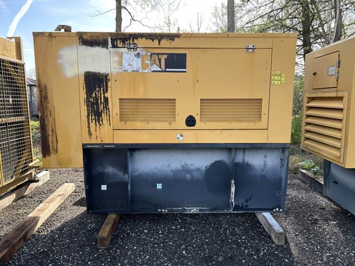 60 KW Caterpillar #D60, diesel generator set, 120/240 Volts, 1-phase ...