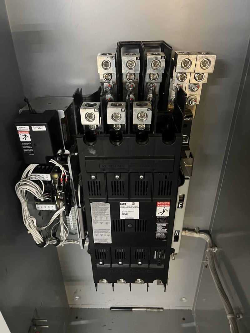600 Amp. Asco #300-Series, automatic transfer switch, 480 Volts, 3 ...