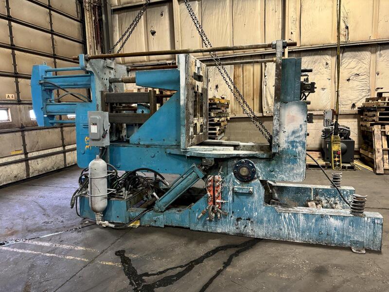 Hall #HM3, molding machine with hydraulics & controls with PLC, 48" x48 ...