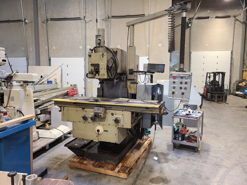 Heckert #FQS-400, Vertical Milling Machine, 15.75" x62.9" table, 460 V ...