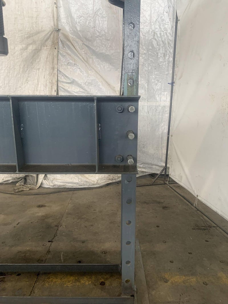 75 Ton, Dake #75H, hand operated hydraulic press, 44" W between ...