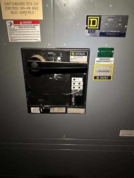 1600 Amp. Square D panel 3 section 3 phase 4 wire, with one pxf3616, 1 ...