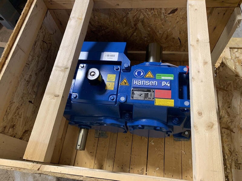 215 HP, Sumitomo Hansen #ORI015341, reducer gearbox, 7.15:1 ratio ...