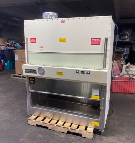 Baker #SG-400 SterilGARD, Biological Fume Hood Laboratory Cabinet 52" L ...